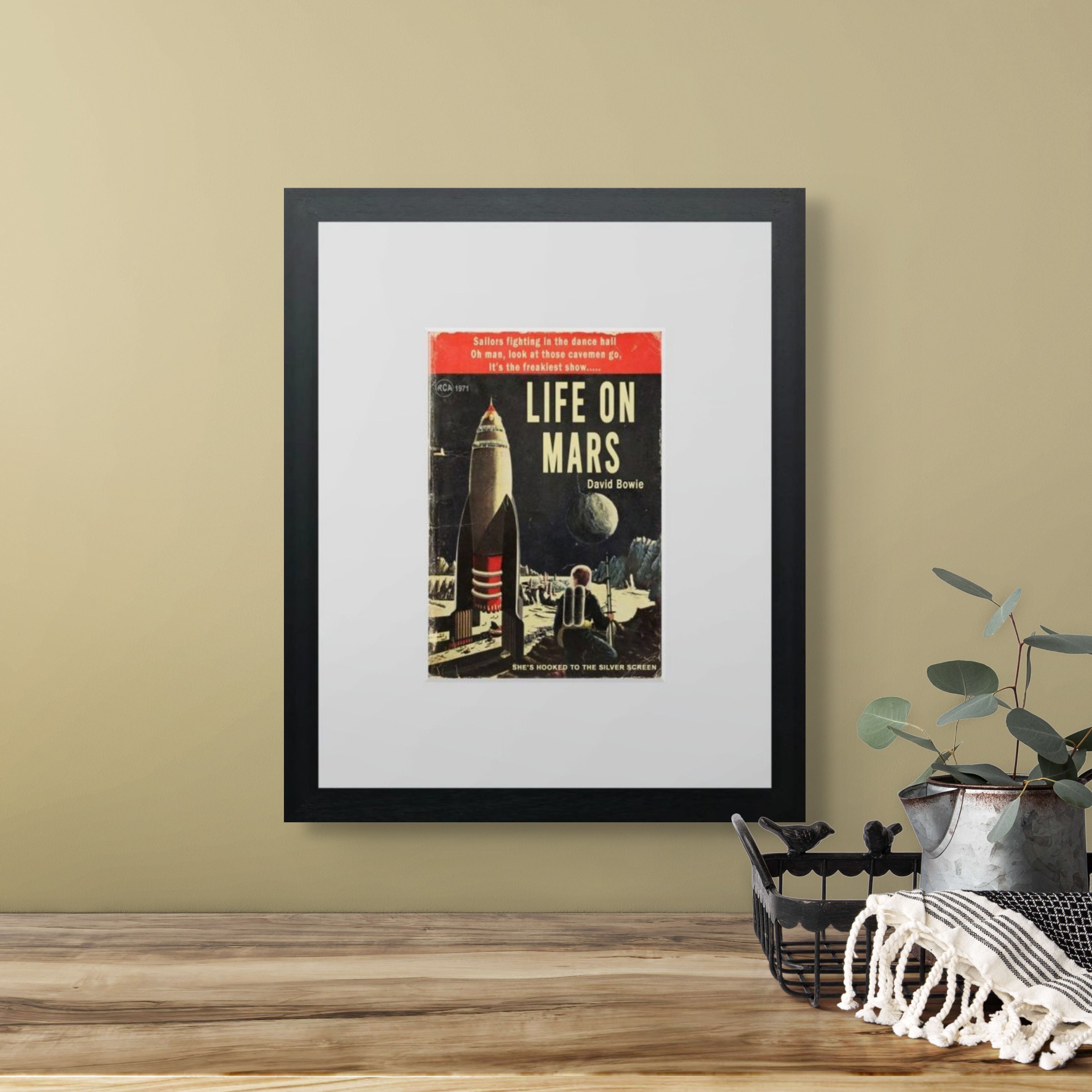 Life On Mars (Miniature) By Linda Charles – The Artists Quarter